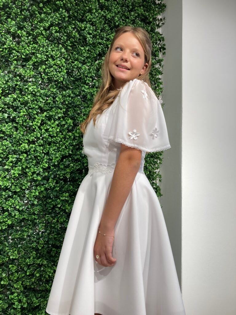 Konfirmationskjole med korteærmer INGELISE — Angelina Design Studio